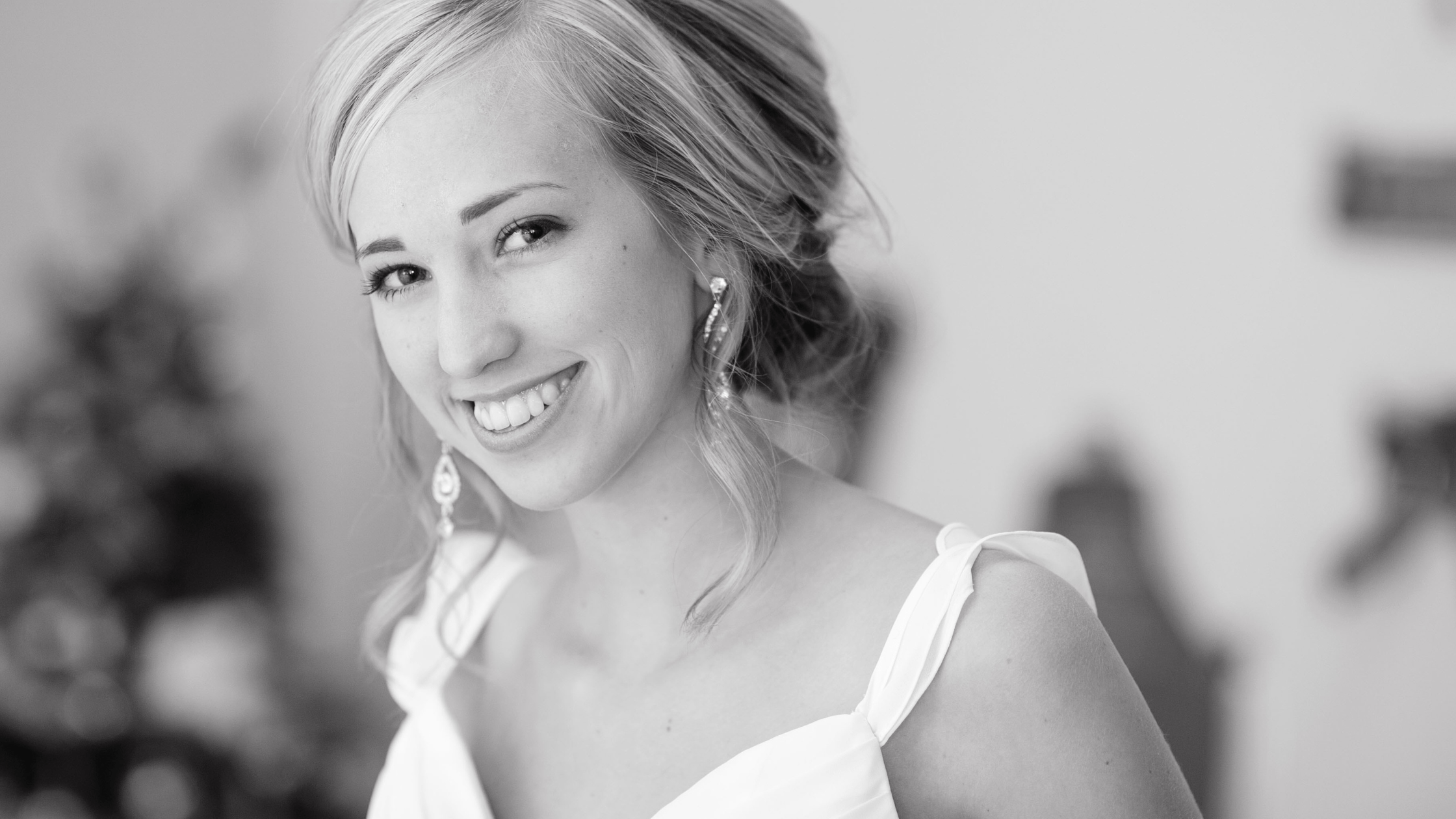 Radiant Smiles for your Wedding Day - DeCare